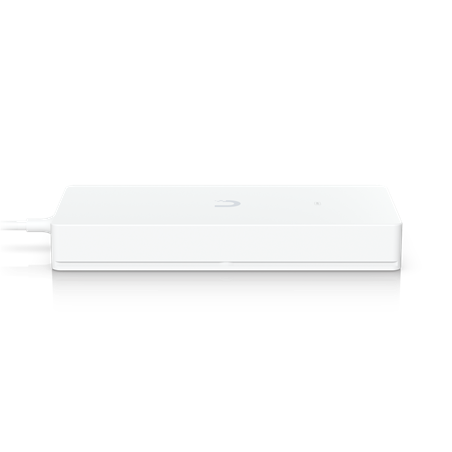 AC Adapter 210W Een AC voedingsadapter levert 210W voor de switch.